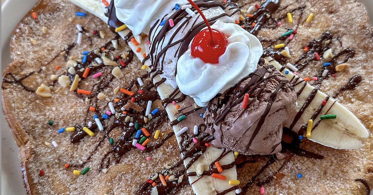 Banana Split with Cinnamon Sugar Crust